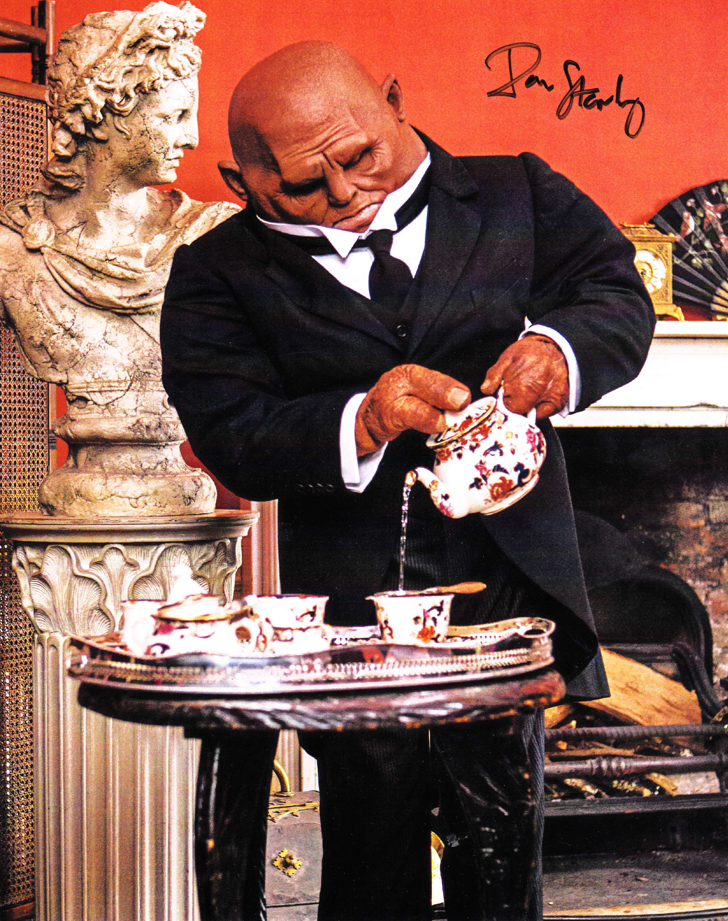 Dan Starkey Doctor Who signed 8x10 - Fanboy Expo Store