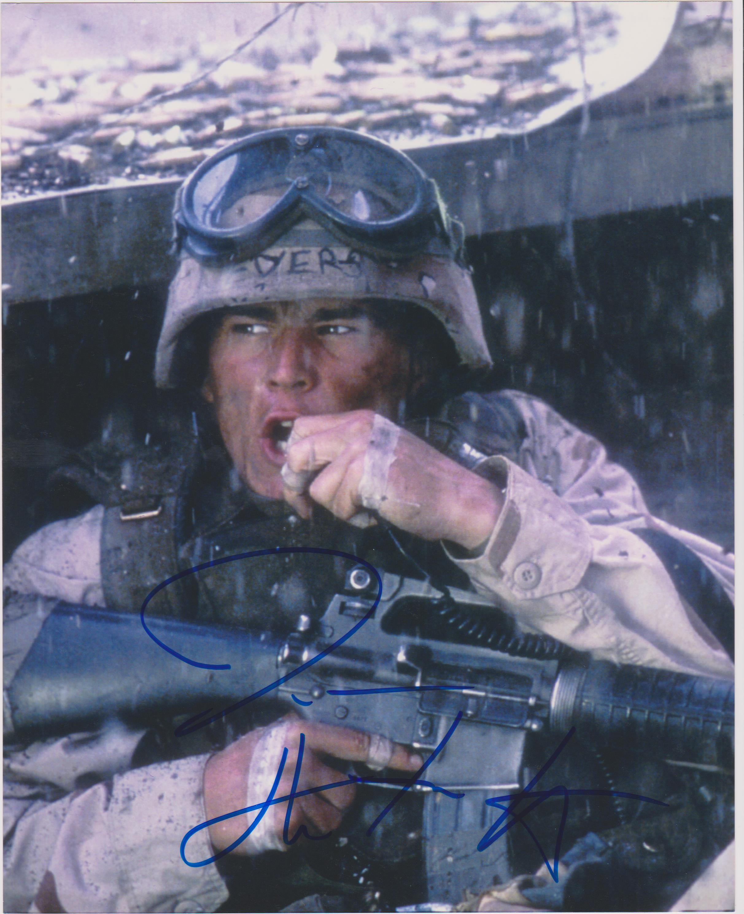 Josh Hartnett Black Hawk Down signed 8x10 photo - Fanboy Expo Store